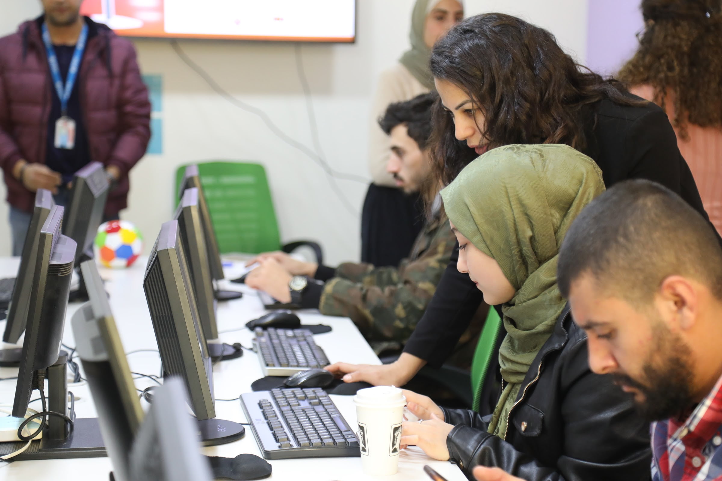 Al Ghurair Young Thinkers Program | Empowering Emiratis- AGF